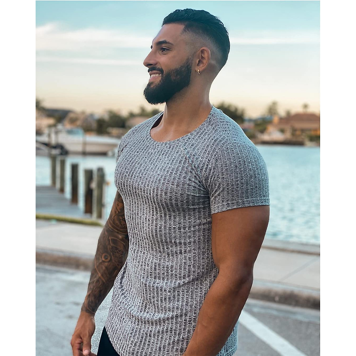 URRU Men's Muscle T Shirts Stretch Short Sleeve Bodybuilding Workout Casual Slim Fit Tee Shirts Grey M