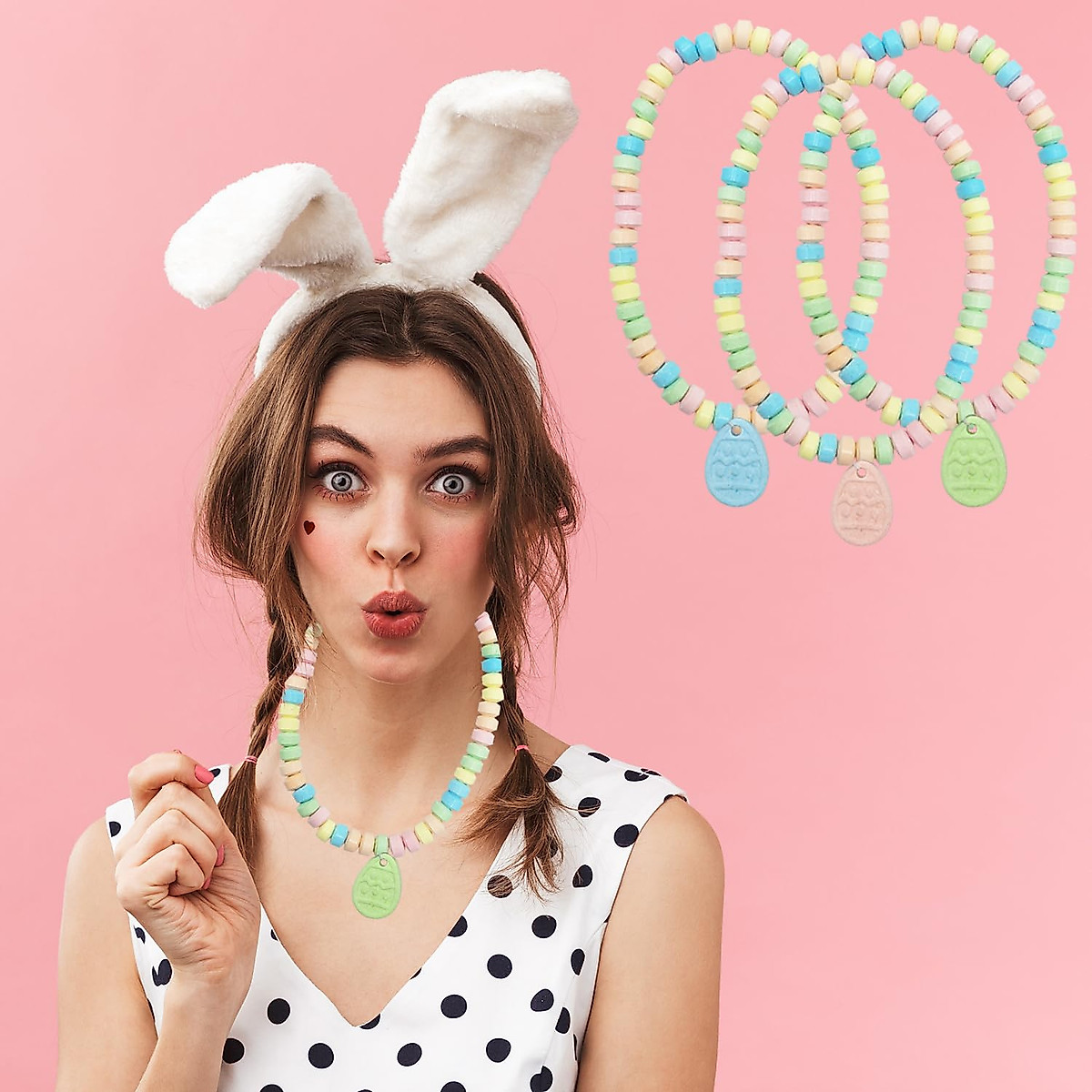 Fruidles Easter Bunny Candy Necklace, Multicolor Fruit-Flavored Chewables for Party Favors (12-Pack)