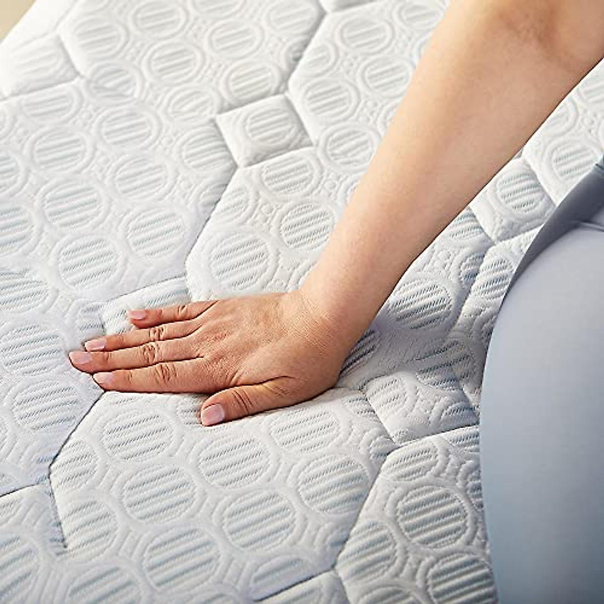 Sleep Innovations Ellis 12 Inch Advanced Cooling Gel Plus Memory Foam Mattress with Dual Cool Cover, Full Size, Bed in a Box, Medium Support