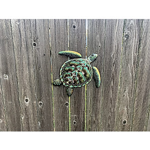 GSC Metal Sea Turtle Green Decor Indoor Outdoor Wall Art Plaque Sculpture Mount for Inside Home Living Room Bedroom Bathroom Kitchen Or Outside Patio Fence Porch, 17 X 17 inches