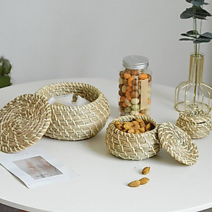 Wicker Basket with Lid, Round Woven Seagrass Basket, Handmade Round Rattan Box Seagrass Box Desktop Storage Basket Box for Home, Bathroom Decor