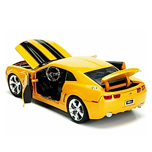 Transformers 1:24 Bumblebee 2006 Chevy Camaro Die-Cast Car w/Robot on Chassis & Collectible Coin, Toys for Kids and Adults