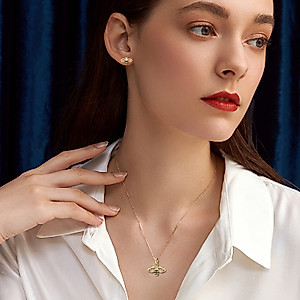 KECHO Bee Necklace for Women 14k Solid Gold Bumblebee Pendant Necklaces Yellow Gold Jewelry Mothers Day Birthday Gifts for Her (Bee Necklace)