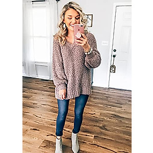 KIRUNDO Women's 2023 Fall Winter Oversized Fuzzy Popcorn Sweaters Trendy V Neck Long Sleeve Cozy Pullover Tunic Tops(X-Large, Khaki)