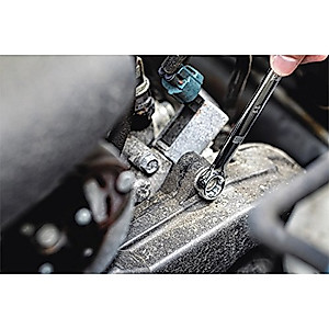 DEWALT Mechanics Tool Set, 1/4" & 3/8" & 1/2" Drive, SAE/Metric, 205-piece (DWMT81534)