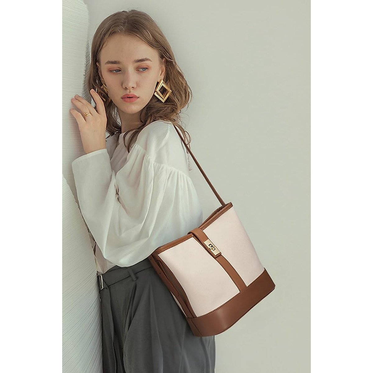 Leather Shoulder Bag for Women Hobo Bags Bucket Handbags for Women Large Purse Crossbody Bag Lady Handbag Purse (White)