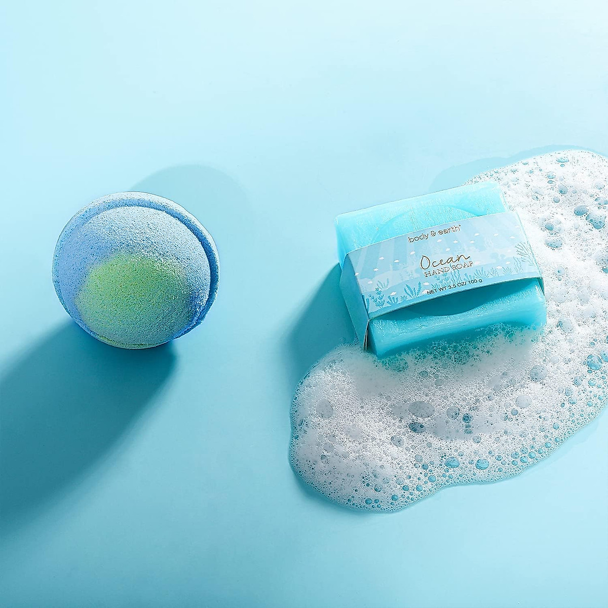 Spa Gifts for Women,Bath Set with Ocean Scented Spa Gifts Box for Her,Includes Scented Candle,Body Butter,Hand Cream,Bath Bar and Bomb,5 Pcs Bath Set,Gifts Set for Women,Mom,Mother's Day Gifts