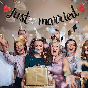 Just Married Banner, Wedding/Engaged Party Decorations, Shining Bridal Shower Banner, Mr And Mrs Romantic Wedding Party, Black Red