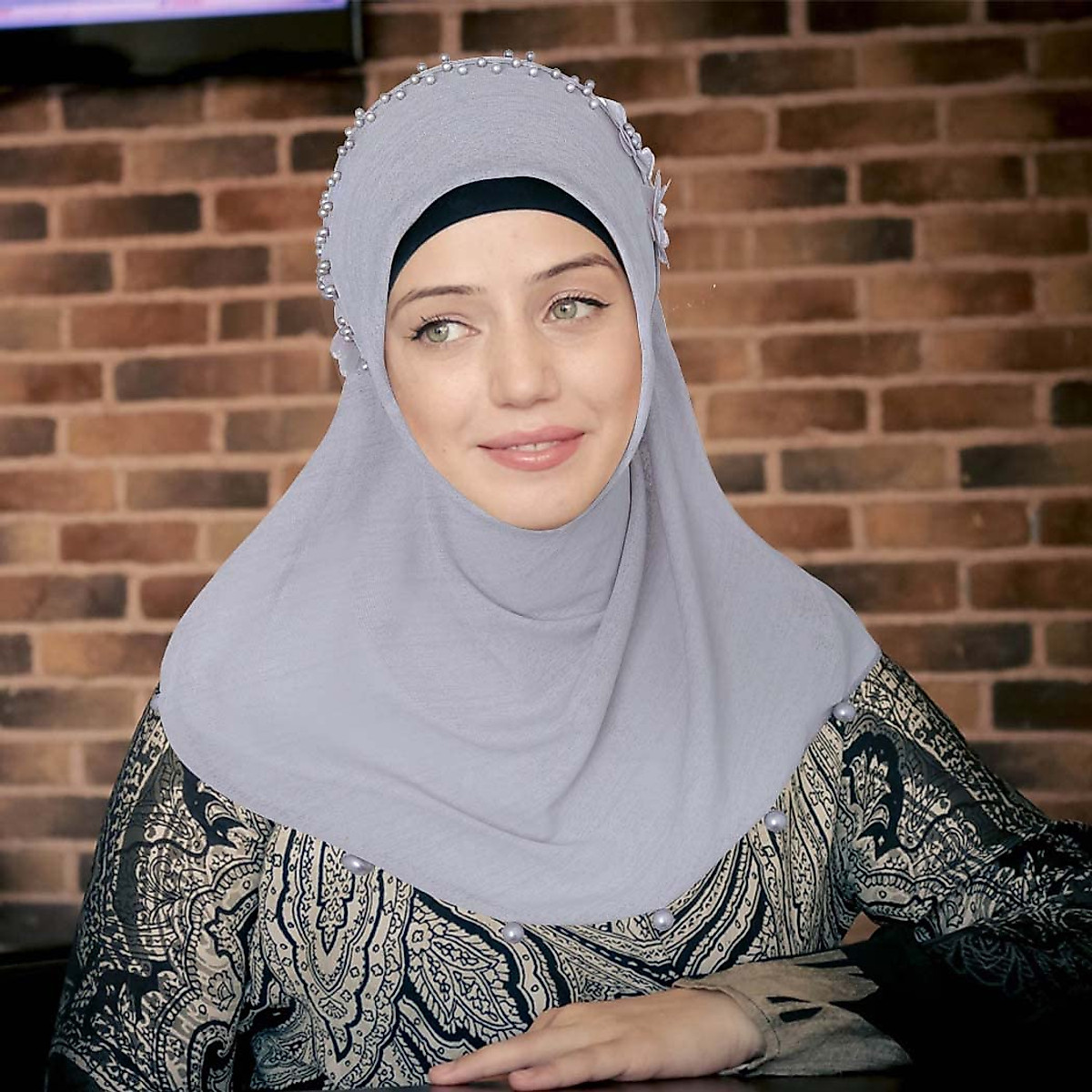 Woeoe Pearl Muslim Hijab Cap Plain Color Pre-Tied Flower Hijab Lightweight Muslim Head Wrap for Women and Girls