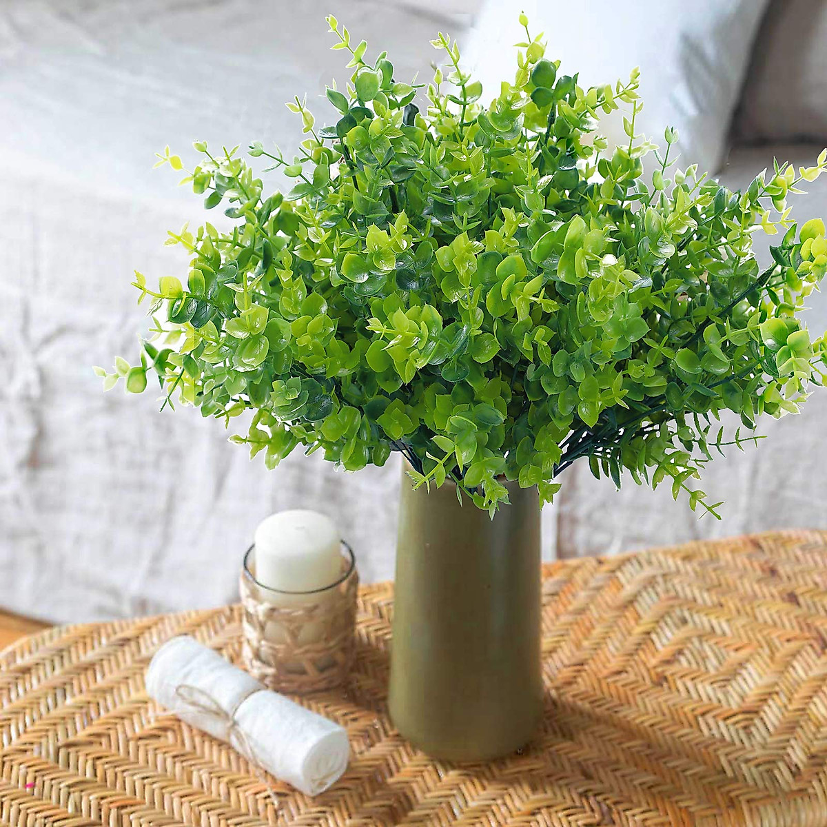COCOBOO 8pcs Artificial Boxwood Stems for Artificial Flowers Outdoors Decor, Unfading in The Sun Plastic Plant, Fake Foliage Shrubs Greenery for Home Farmhouse Garden Wedding Indoor Outside Decoration