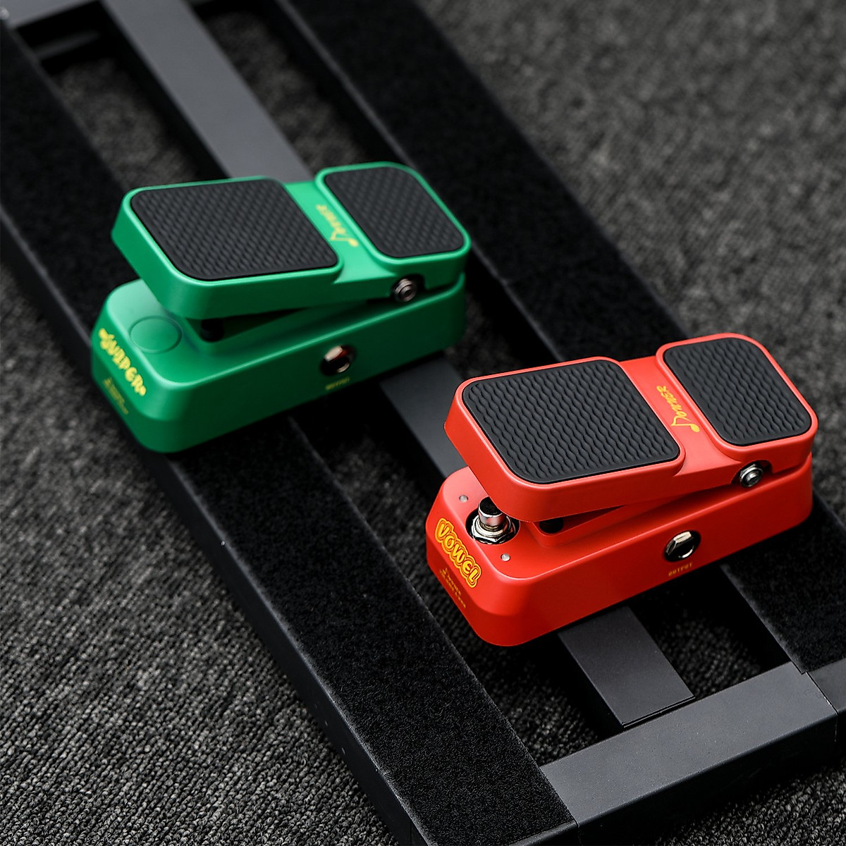 Donner Stereo Tape Delay Pedal Bundle with Volume Pedal, 2 in 1 Passive Volume Expression Pedal, Guitar Volume Pedal EXP Pedal