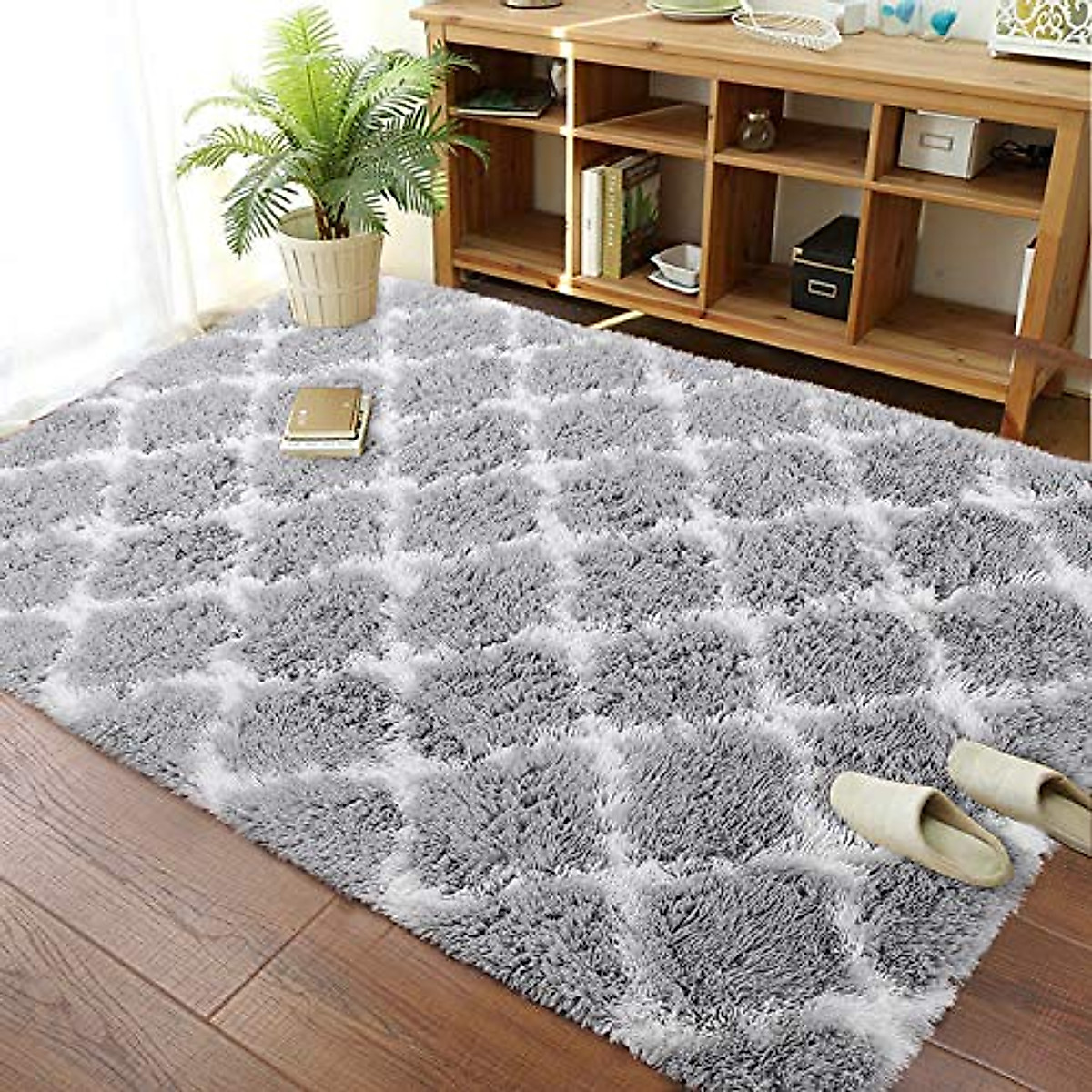 Merelax Fluffy Rug Modern Indoor Plush Bedroom Rug, Luxury Fuzzy Living Room Area Rug, Soft Geometric Moroccan Carpets for Boys Girls Kids Nursery Room 5x8, Grey