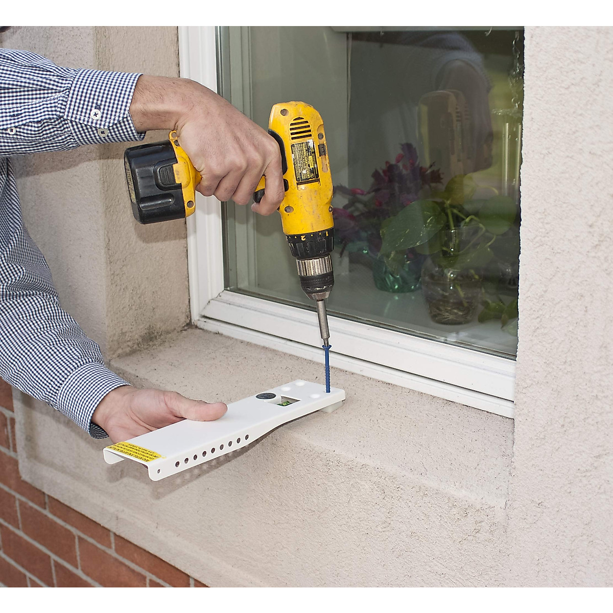 Frost King ACB80H Small, Universal Air Conditioner Support Brackets, Safely Supports Window AC Units Up To 80 Lbs (5,000 To 10,000 BTUs), Steel, Rugged Construction