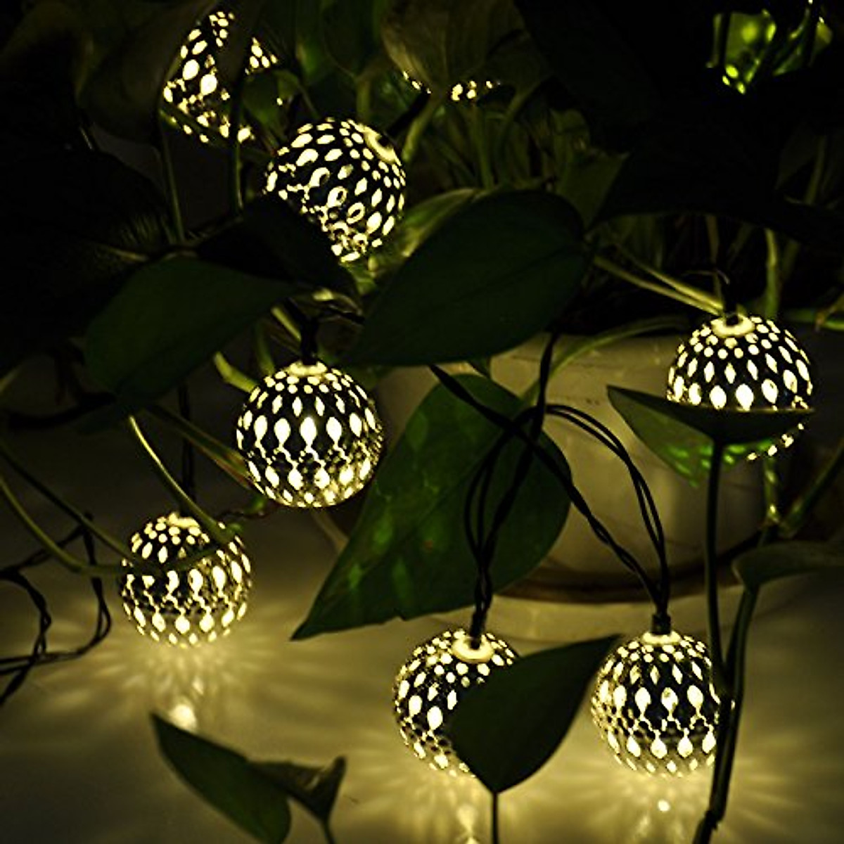Modern Home Solar LED String Lights - Moroccan Metal Globe Lanterns