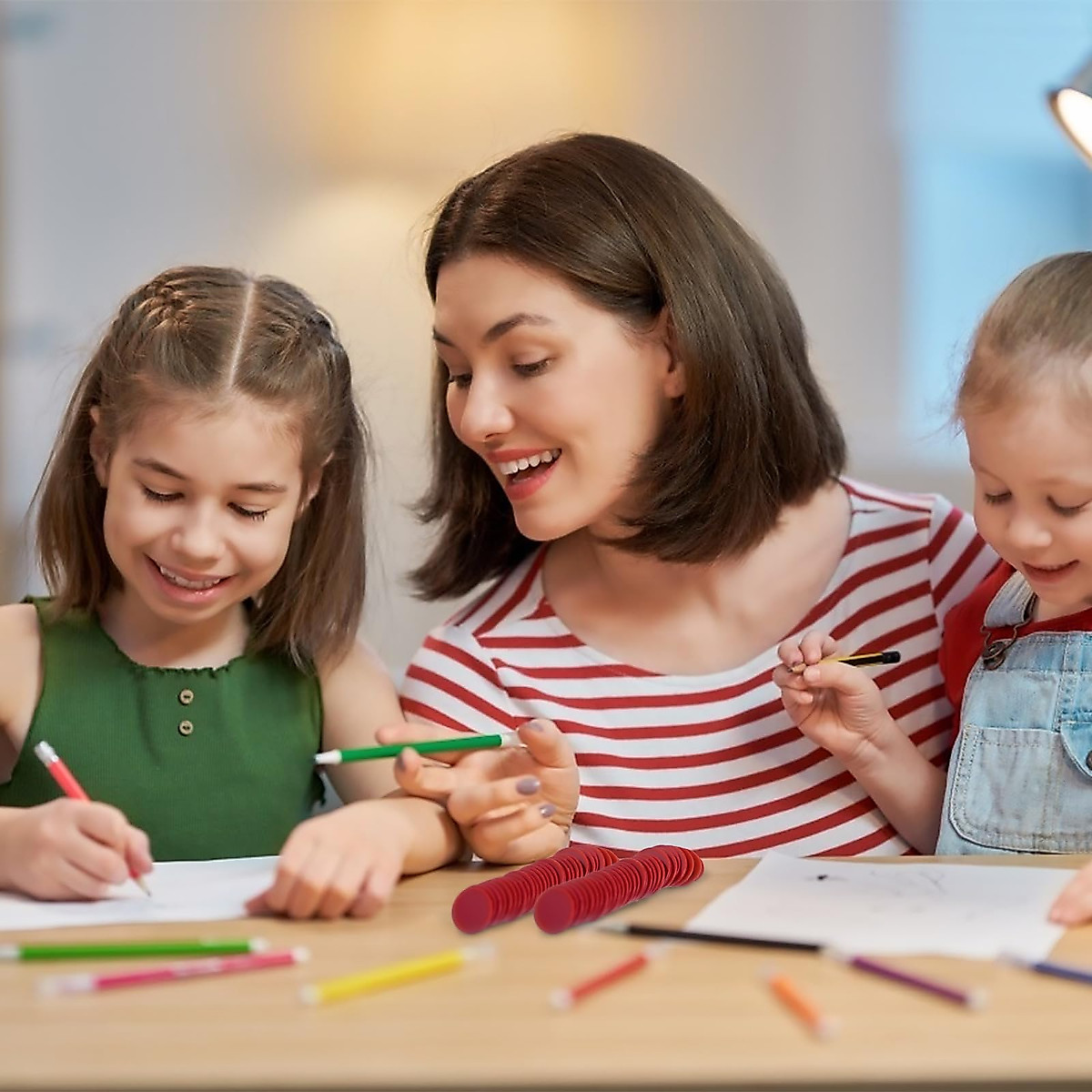 NUOBESTY 100Pcs Bingo Counting Chips Plastic Counting Counters Chips Math Learning Chip Markers for Math Game Party Props(Red)
