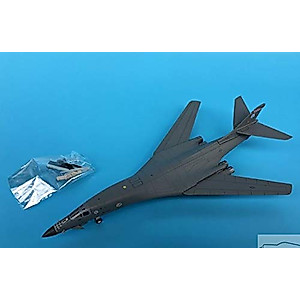 Herpa Wings USA B-1B B-1 Bomber Lancer 85-0064 127th Bomb Squadron McConnell Air Force Base 1/200 diecast Plane Model Aircraft