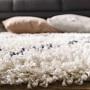 SAFAVIEH Pro Luxe Shag Collection Area Rug - 8' x 10', Cream & Blue, Moroccan Boho Tassel, Non-Shedding & Easy Care, 2.4-inch Thick Ideal for High Traffic Areas in Living Room, Bedroom (PLX432A)