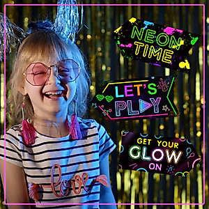20 Pcs Glow in The Dark Party Decoration Signs Glow Neon Signs Decor Glow Party Supplies Neon Happy Birthday Party Decorations Let's Glow Crazy Welcome Signs for Neon Theme Party Decoration Supplies