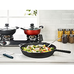 Amazon Basics Pre-Seasoned Cast Iron Skillet, 15-Inch