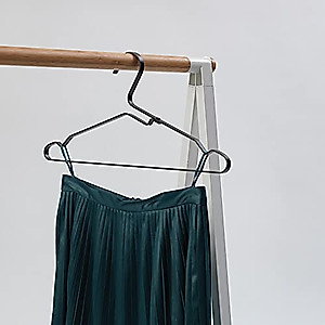 Brabantia Lightweight Black Aluminium Clothes Hangers (Set of 4) Extra Grip & Anti-Stretch Design