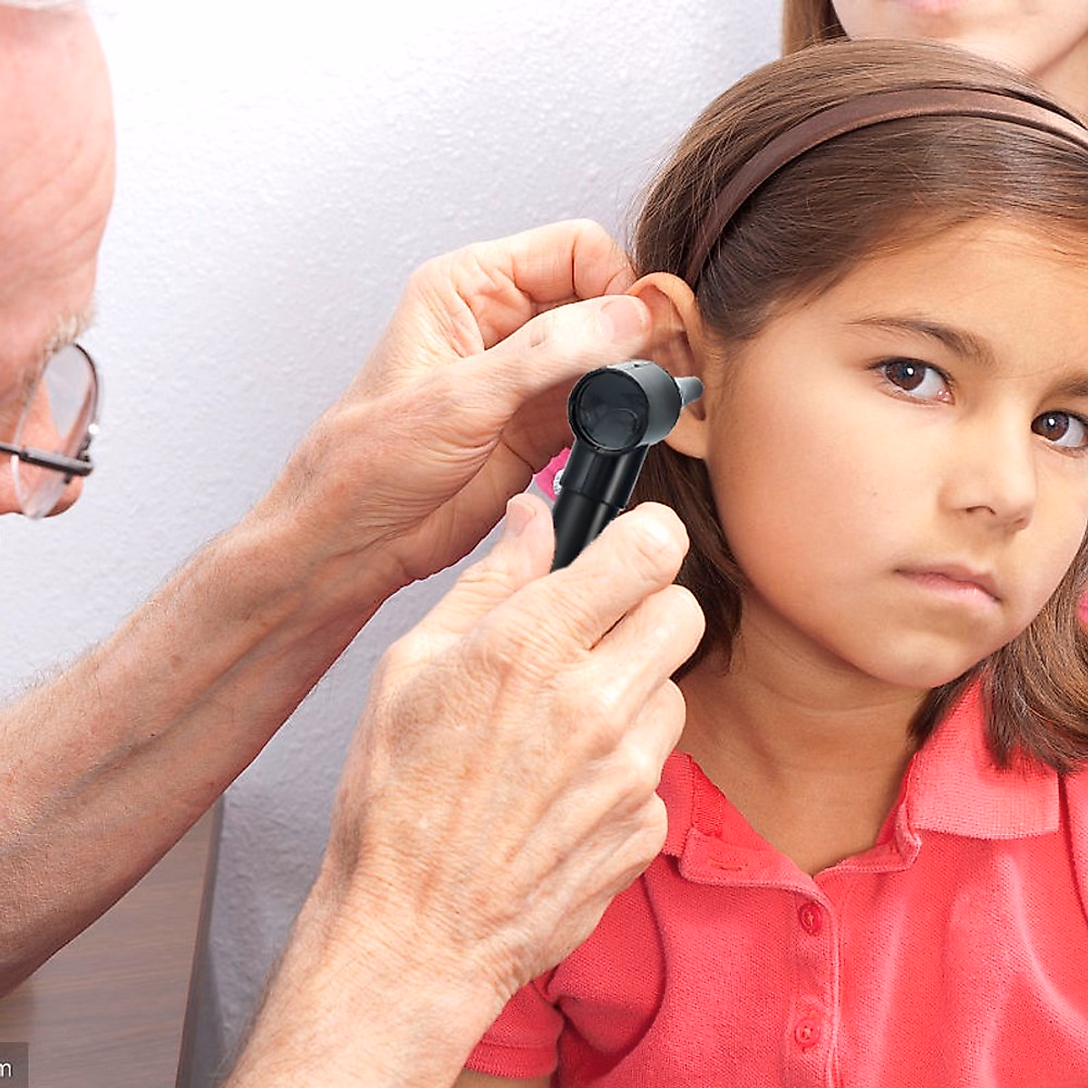 ZJchao Clip Otoscope, LED Penlight Otoscope Adult Child Professional Home Ear Care Magnifying Lens Flashlight Light Pen with 5 Sized Speculas Head