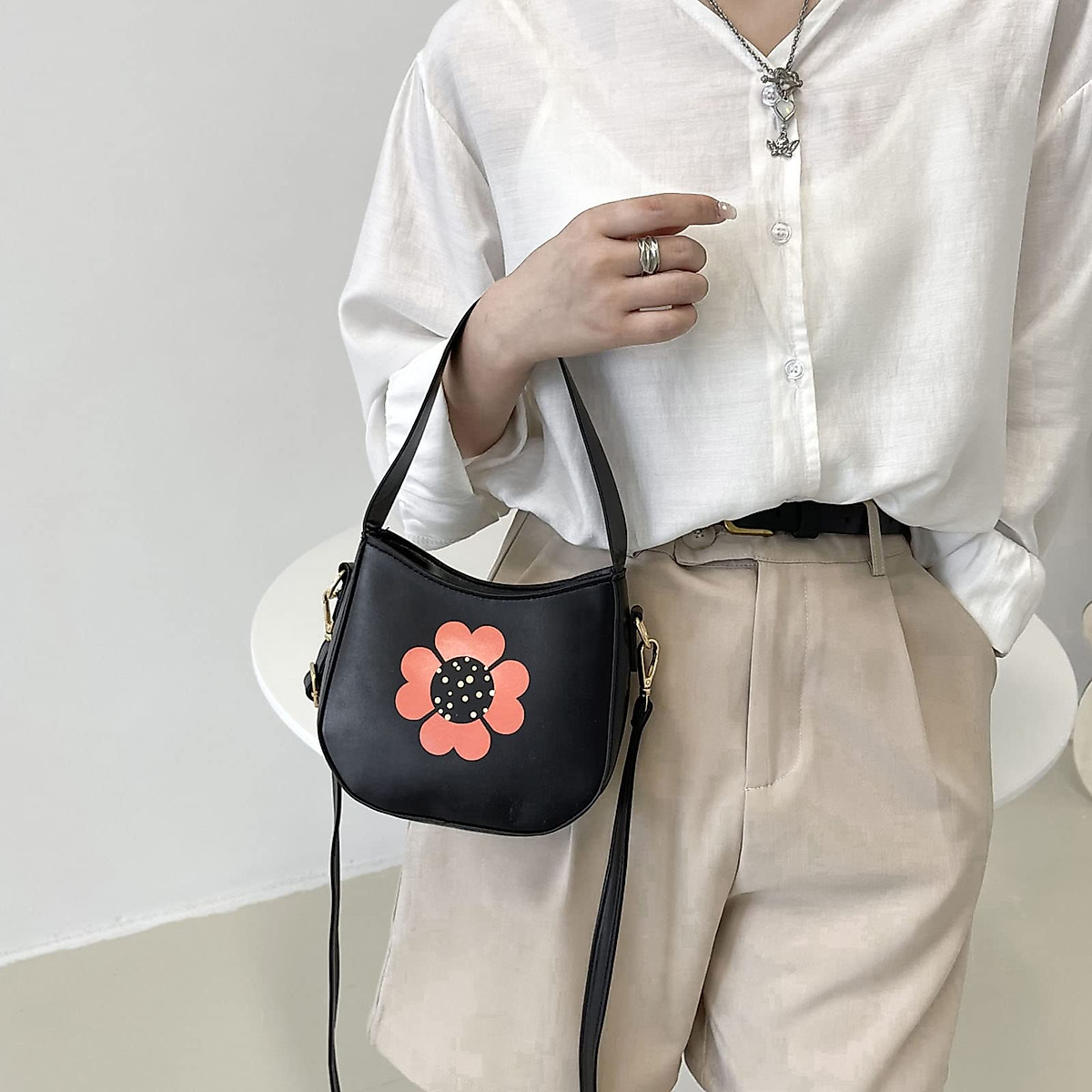 Simple Quilted Crossbody Bag, Printing Small Leather Crossbody Bags Ladies Leather Shoulder Bag Clutch (Black)