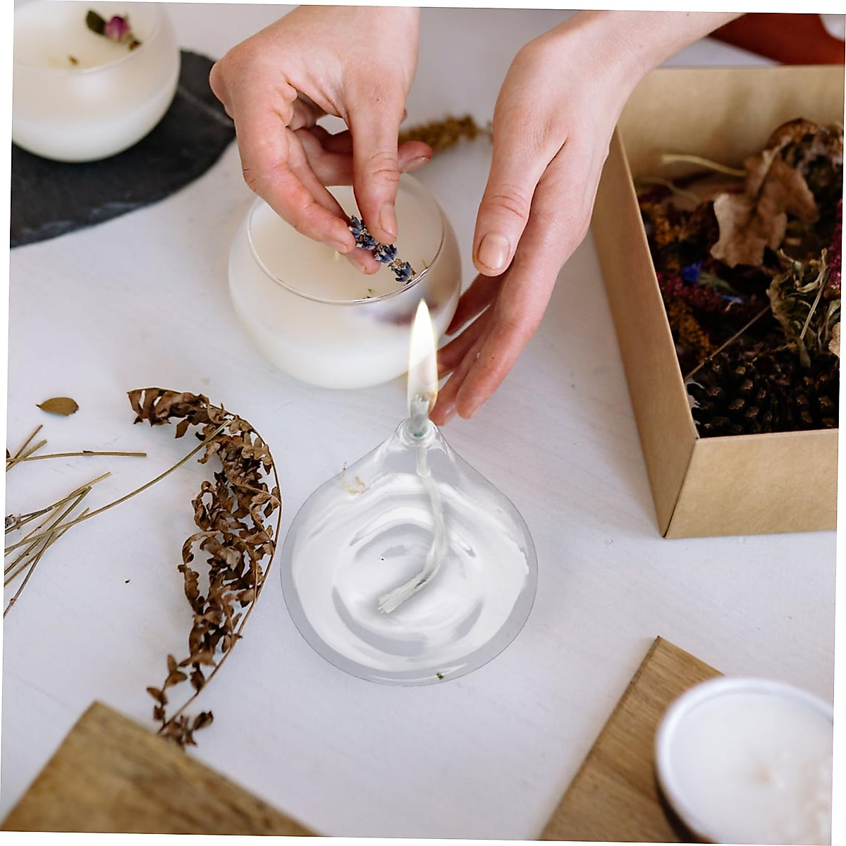 IMIKEYA Style Decorative Oil Lamp Smooth Texture Long-Lasting Desktop Kerosene Lamp