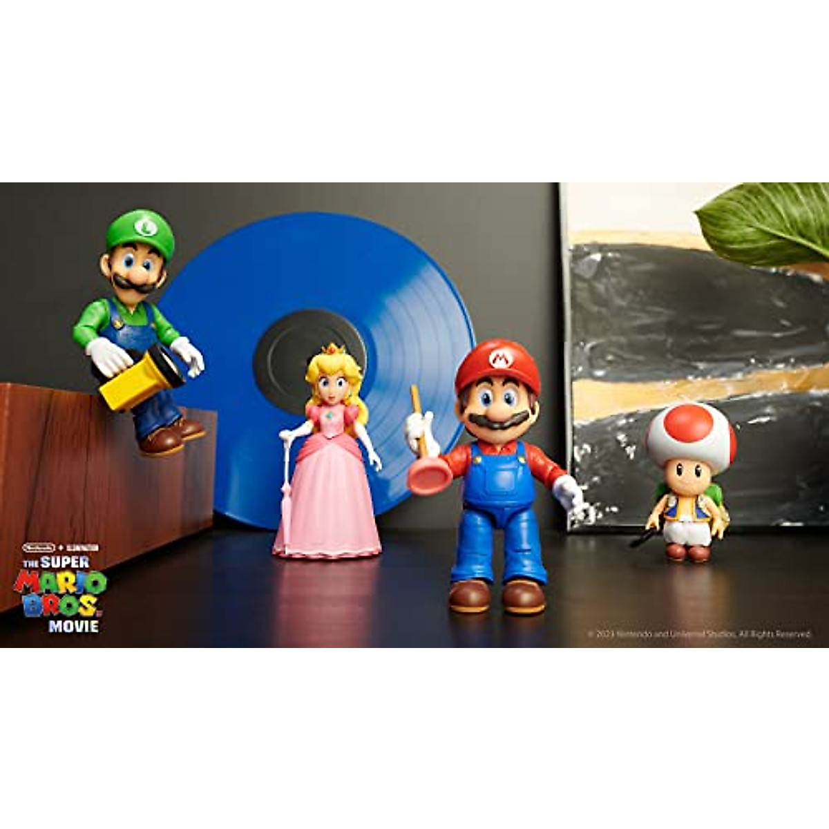 THE SUPER MARIO BROS. MOVIE - 5 Inch Action Figures Series 1 – Mario Figure with Plunger Accessory