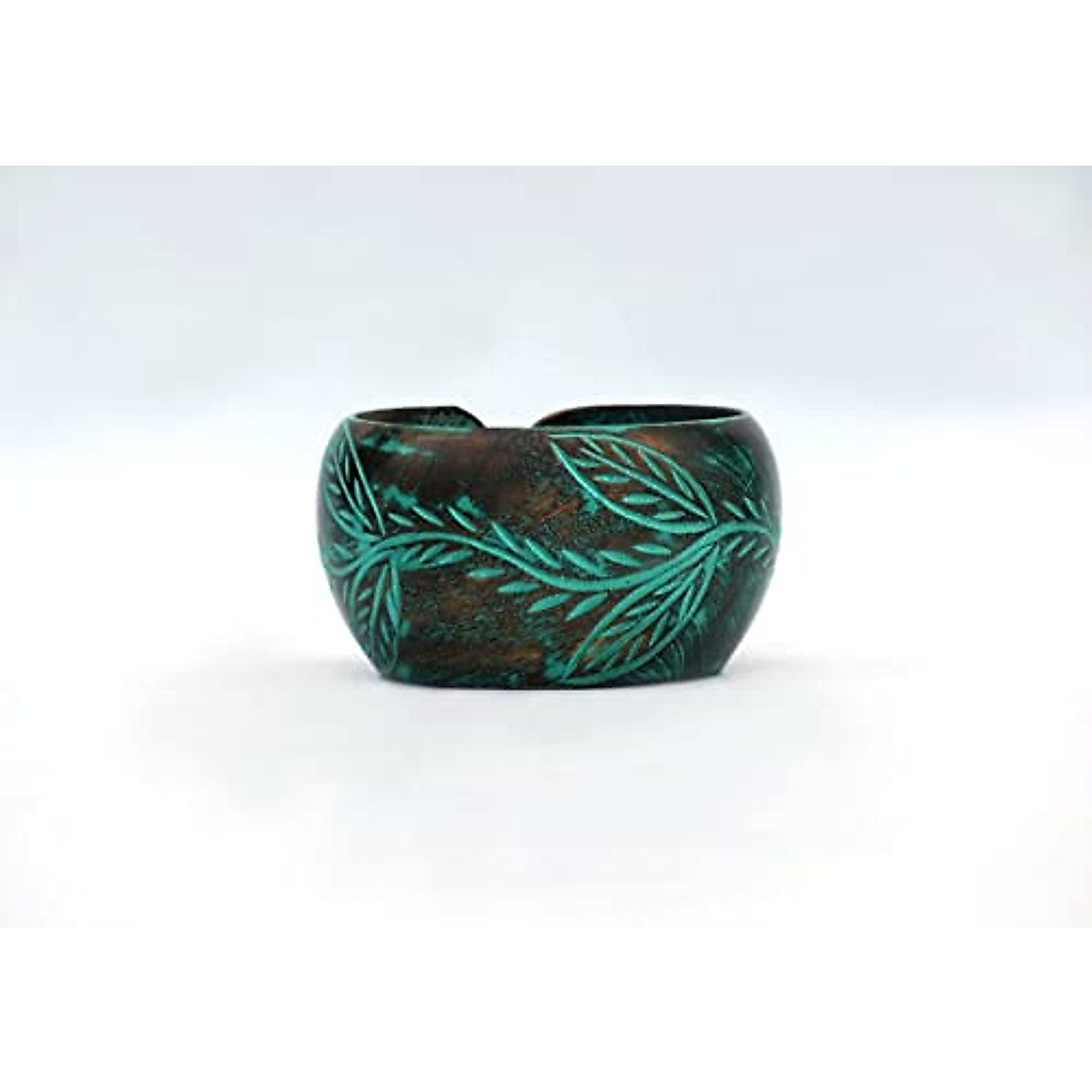 Star handicrafts Wooden Yarn Bowl, 7 x 4 Inches Knitting Yarn Bowls with Holes Crochet Bowl Holder Handmade Yarn Storage Bowl for DIY Knitting Crocheting Accessories.