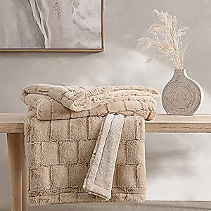 Stassie Faux Fur Throw Blanket – Soft and Elegant Blanket for Couch and Bed - 380 GSM – Cozy & Warm - Luxurious Carved Design (Wheat)