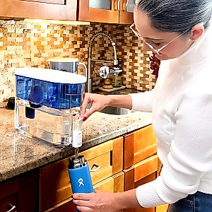 PUR 30-Cup Water Filter Dispenser with 1 Genuine PUR Filter, Large 30-Cup Capacity, 2-in-1 Powerful Filtration, BPA Free, Dishwasher Safe, White/Blue (DS1800Z)
