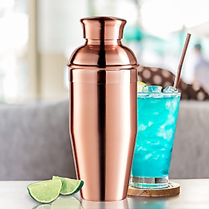 OGGI Classic Cocktail Shaker Copper - 26 oz, Stainless Steel Construction, Built in Strainer - Ideal Home Bar Drink Mixer, Bartender Kit, Essential Bar Accessories