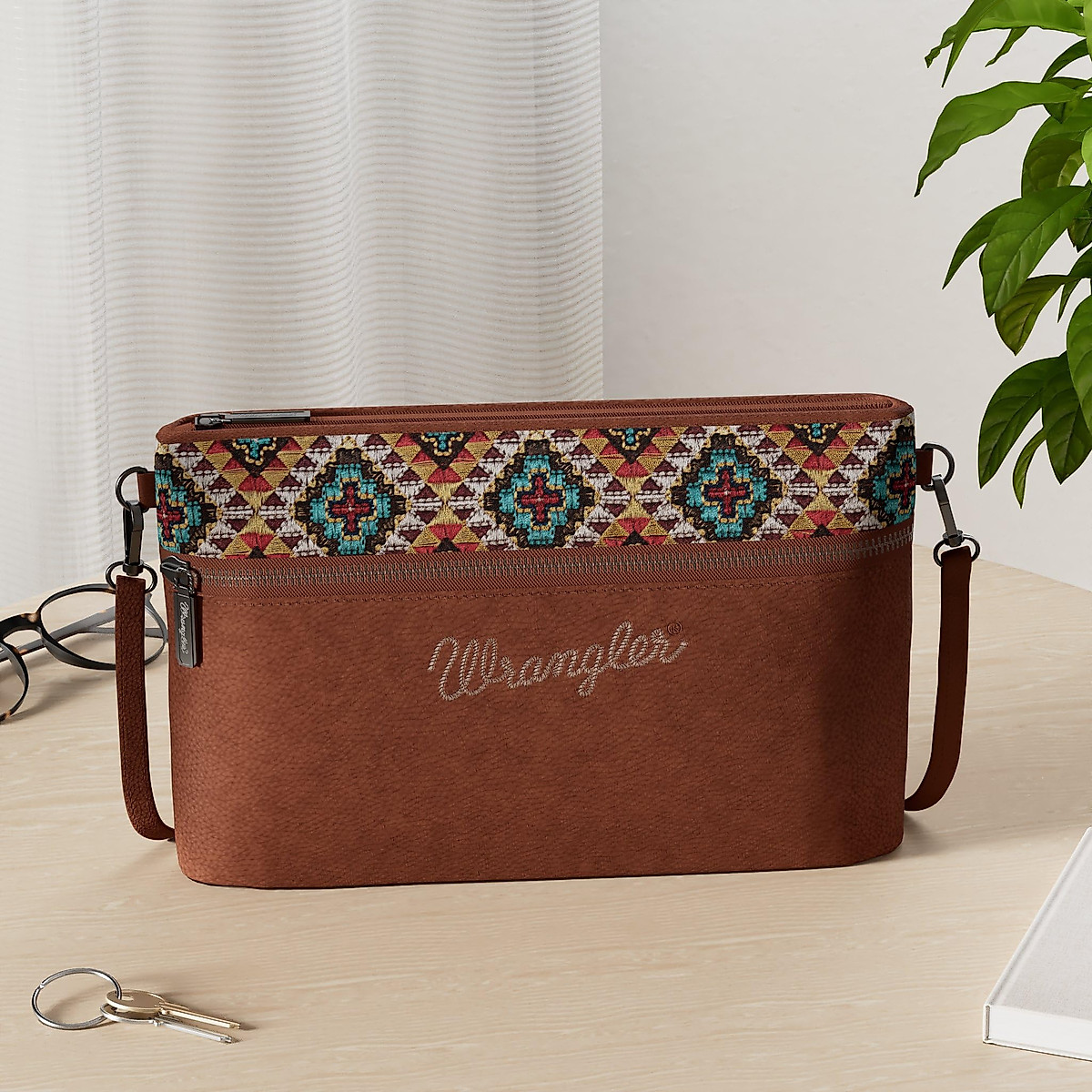 Wrangler Clutch Wristlet Purse Western Crossbody Bags Embroidered Wallet for Women Cell Phone Purse,WG51-181BR