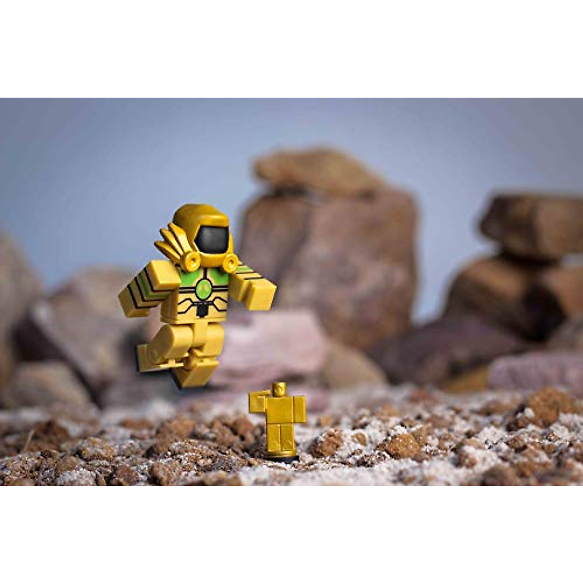 Roblox Action Collection - Legends of Roblox Six Figure Pack [Includes Exclusive Virtual Item]