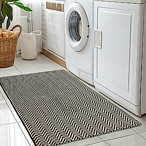 Tyrot Boho Small Bathroom Rugs 2x3 Washable Rug for Entryway Woven Cotton Black and Cream Front Door Mat Farmhouse Reversible Low Pile Front Porch Rug Carpet for Kitchen Foyer Entrance Indoor Laundry