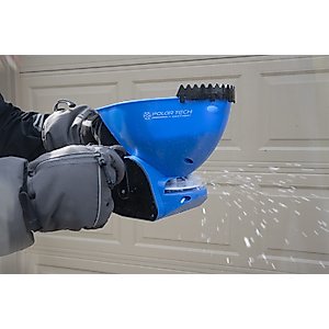 EarthWay Polar Tech 94014 4 LB Ice Melt Hand Spreader with Built-in Ergonomic Trigger for Comfort and Adjustable Reel Control and Sealed Gearbox and High-Speed Crank