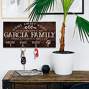 Personalized Key Hook for Wall - Cuztomized Wooden Key Hooks Decorative for Home Kitchen Farmhouse Decor - Custom Organizer Mother's Day Gift for Key Bill Glass Holder for Entryway Storage Hallway C01