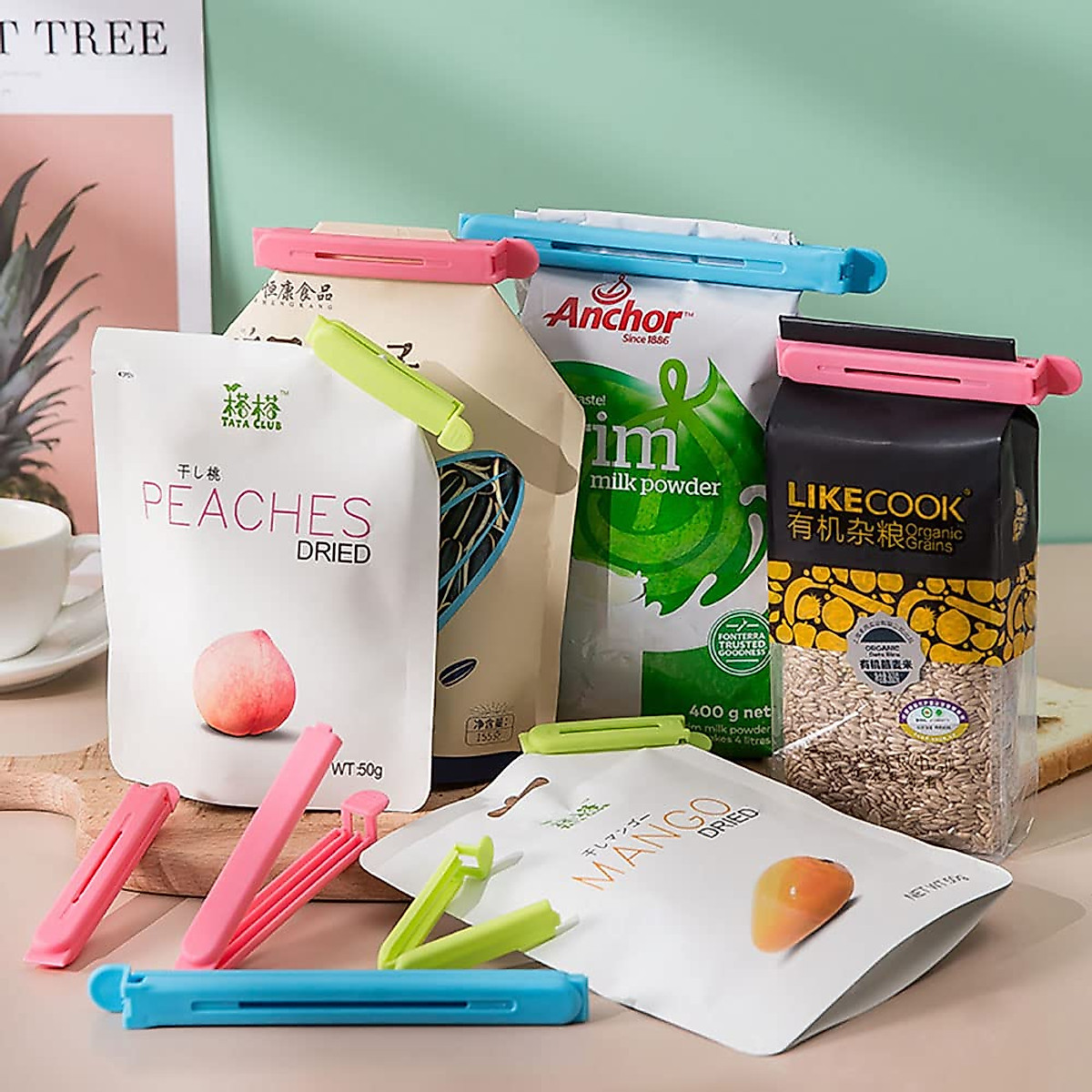 Terrysun 12 Pcs Plastic Sealing Clips, 2.8-4.3-6.3 Inch Reusable Chip Bag Clips, Air Tight Seal Grip for Bread, Snack and Food Bags