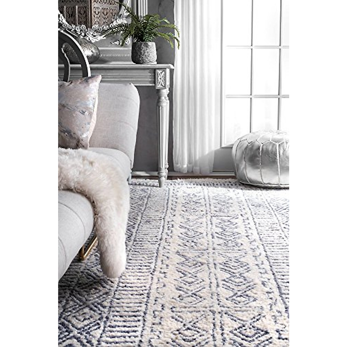 nuLOOM Evita Hand Tufted Wool Area Rug, 4' x 6', Ivory