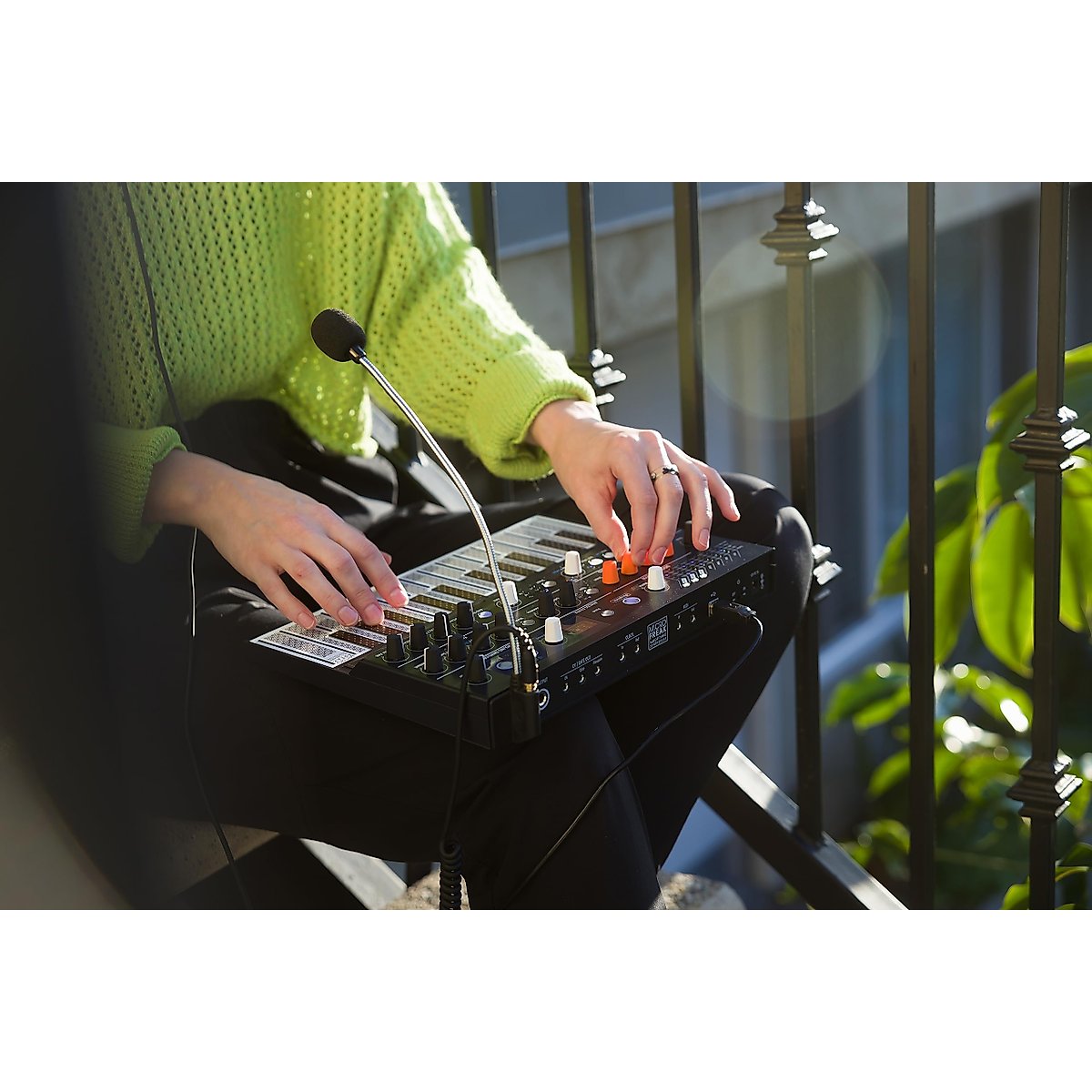 Arturia MicroFreak Synth and Gooseneck Mic Bundle