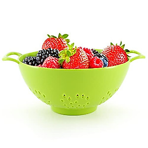 Meadow Lane Goods 6-Inch, 3 Cup Personal Colander With Dual Handles For Fruit & Vegetable Portion Control (1 Pack, Green)