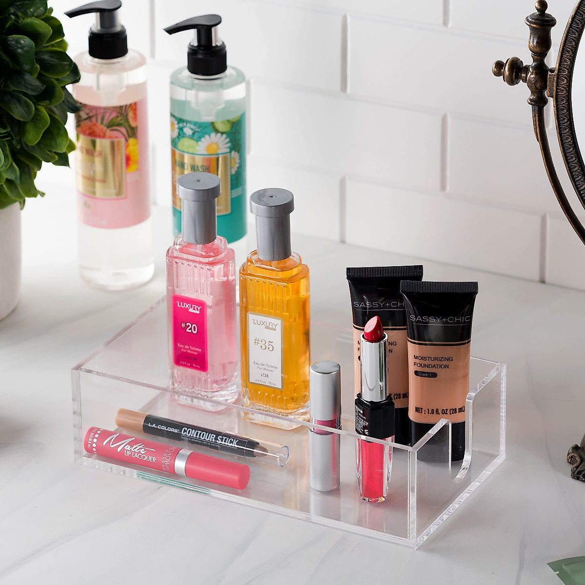 BloominGoods Guest Towel Napkin Holder For Bathroom Or Kitchen - Clear Acrylic Hand Towel Storage Tray - Classic Rectangle Napkin Holder For Table, Dining table.