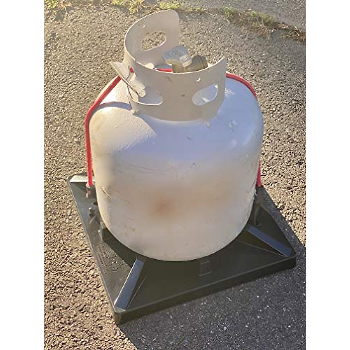 EZGO KRAN2 Propane Tank Holder and Stabilizer — 🛍️ The Retail Market