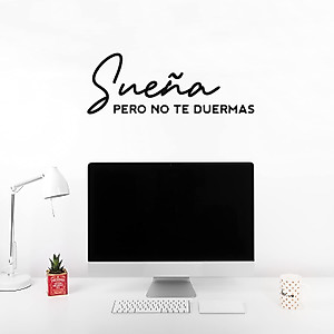 Vinyl Wall Art Decal - Sueña Pero No Te Duermas/Dream But Don't Fall Asleep - 9" x 25" - Trendy Cute Inspiring Positive Spanish Quote Sticker for Bedroom Living Room Playroom Kids Room Decor (Black)