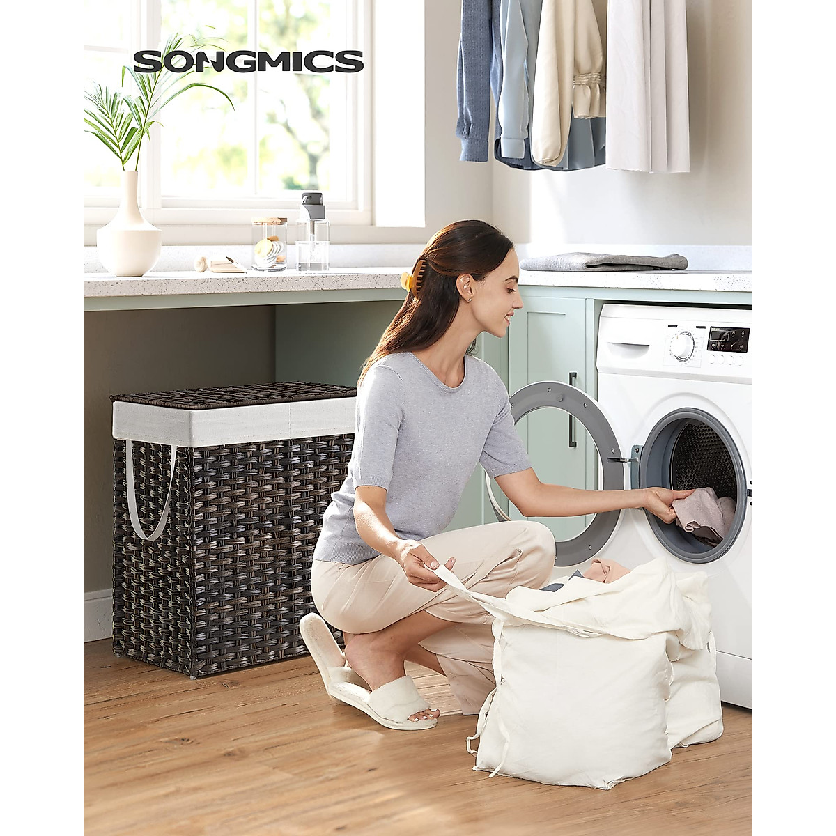 SONGMICS Handwoven Laundry Basket, 90L Synthetic Rattan Wicker Clothes Hamper with Lid and Handles (Brown)