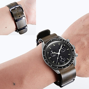 BINLUN Leather Watch Band Crazy Horse Oiled Leather Watch Straps 18mm 19mm 20mm 21mm 22mm 24mm Replacement One-Piece Watchbands for Men and Women Silver & Black Buckle