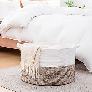 XXXL Blanket Basket Large Blanket Storage Living Room 21.7" x 21.7" x 13.8" Basket for Storing Blankets and Toys + Small Basket for Toys, Keys| Basket for Blankets Brown and White