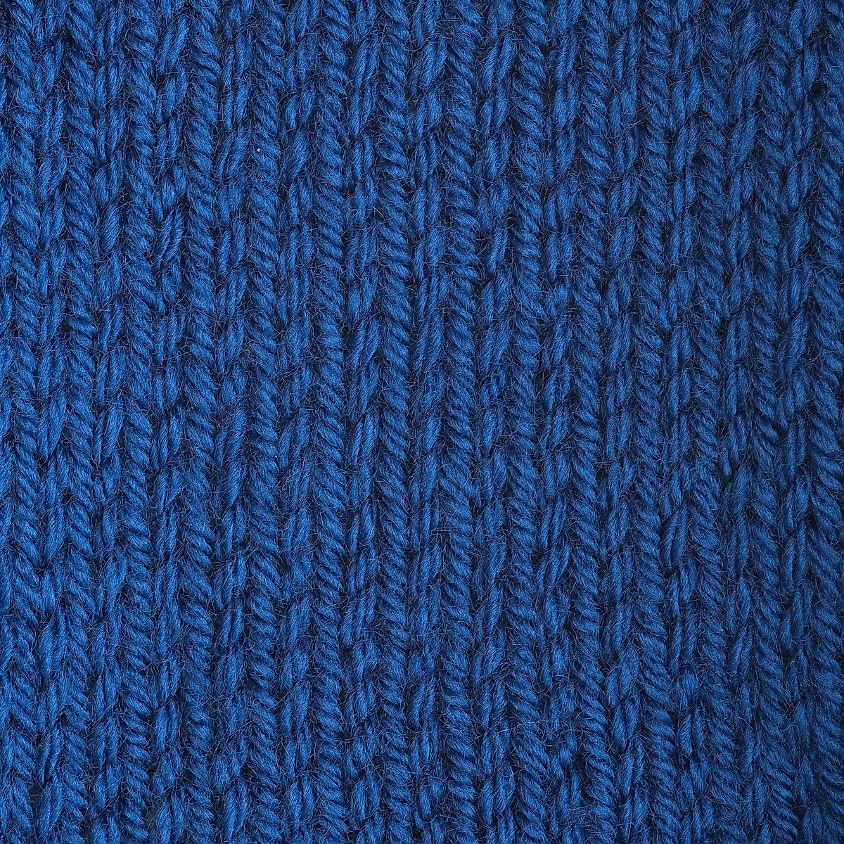 Patons Canadiana Yarn, Royal Blue