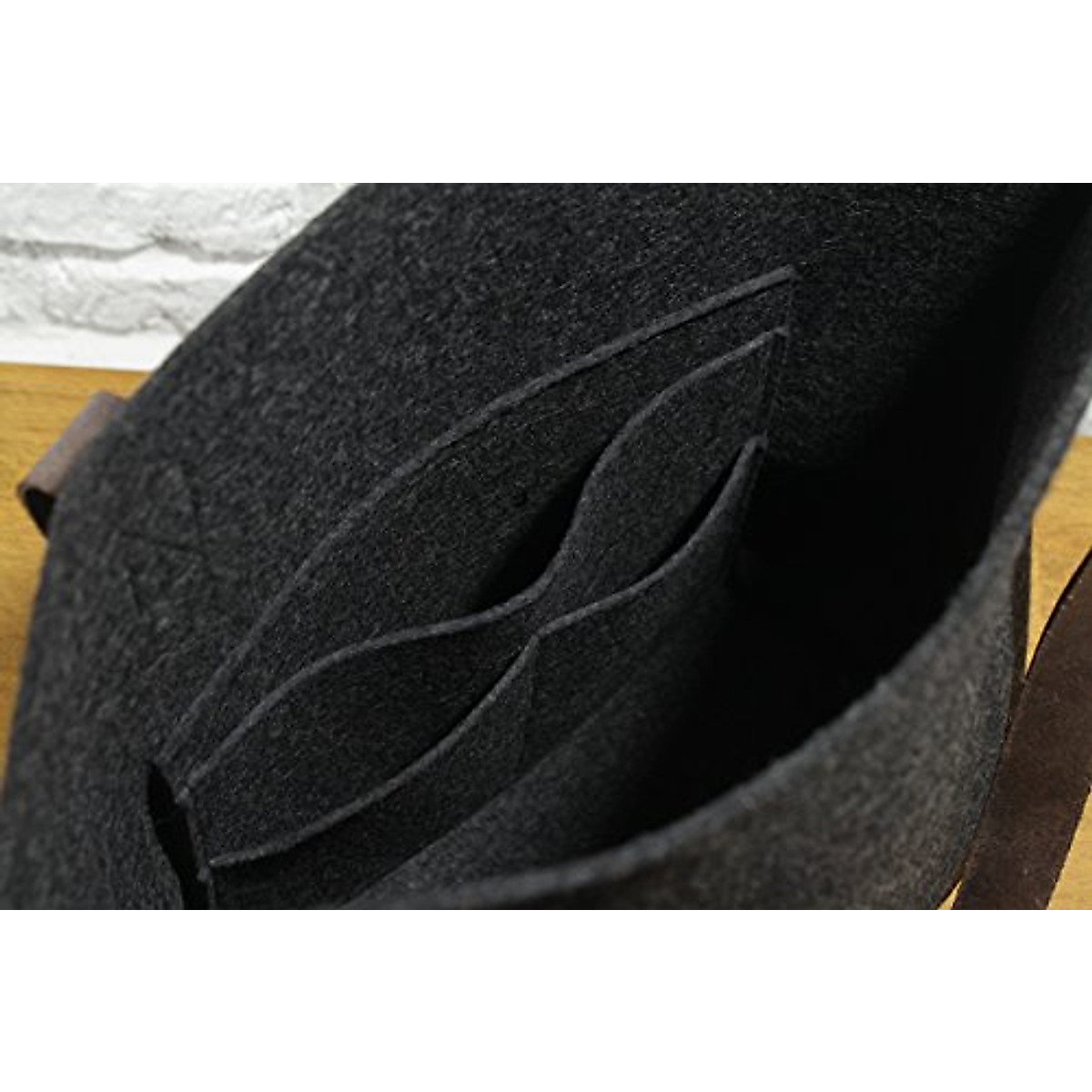 Pack & Smooch York Carryall Tote Bag for Women - Made with 100% Merino Wool and Vegetable Tanned Leather Strap (Dark Grey/Dark Brown)