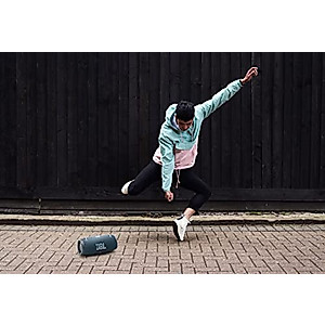 JBL Xtreme 3 Portable Waterproof Wireless Bluetooth Speaker Bundle with Deluxe CCI Premium Carry Case (Camo)